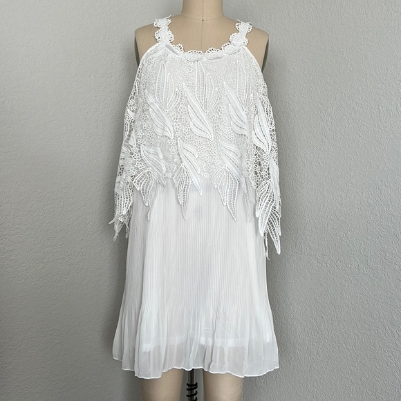 Pretty Angel | Dresses | Pretty Angel Tunic Tank Crochet Vintage Dress ...